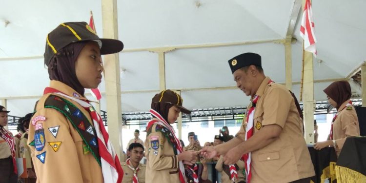 18 Pramuka Kwarcab Gunungkidul Menerima Tanda Pramuka Garuda – Pramuka DIY