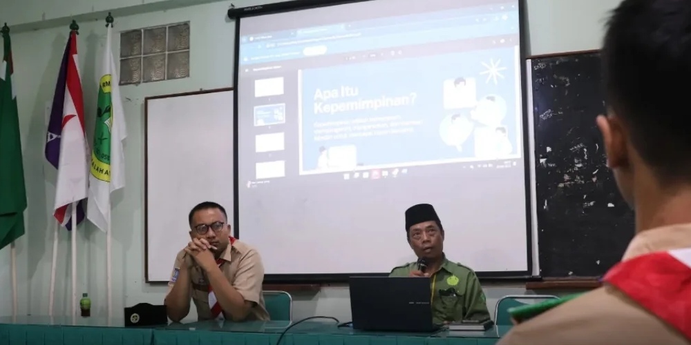 Gladian Ambalan R.M. Soewardi Soerjaningrat dan Laksamana Malahayati ...