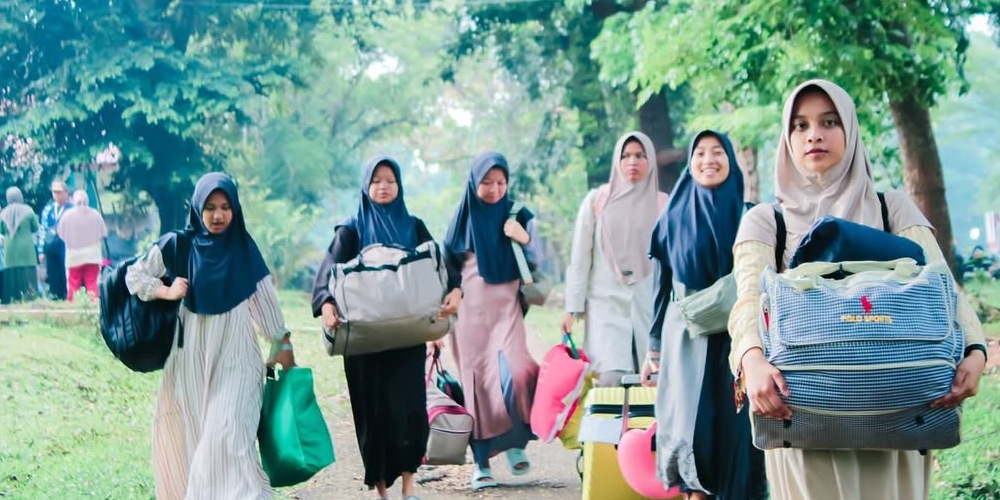 Foto : Kedatangan Peserta WMSJ 2025 di Buperta Cibubur – Pramuka DIY